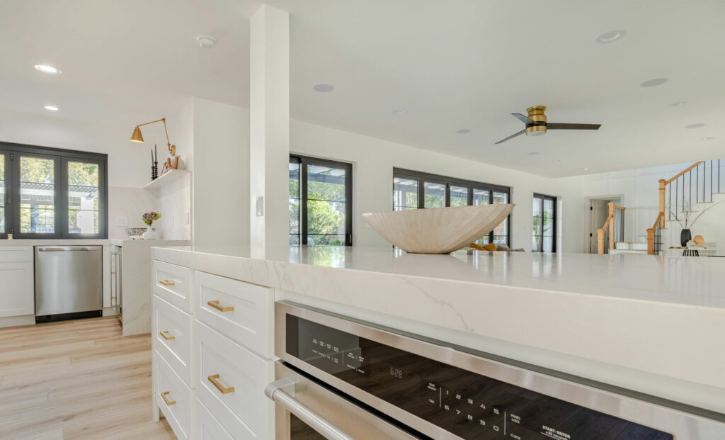 Sterling Light - Vadara®